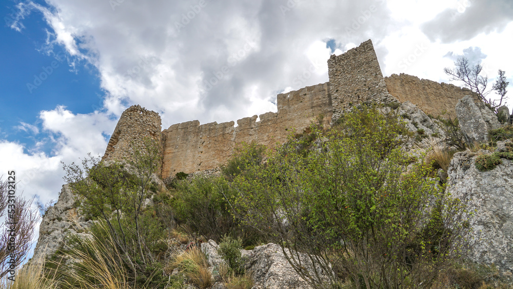 Castillo de Aljofra El castillo de Alfofra es un castillo del siglo ...