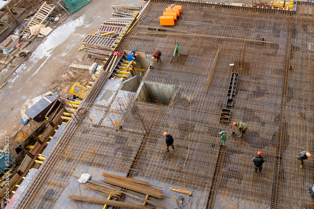 Cast-in-place concrete. Create a reinforcing cage for a concrete floor ...