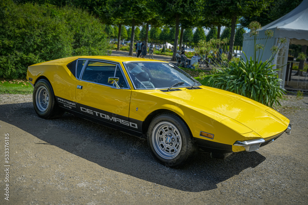 de tomaso pantera gts italian v8 sports car 1971 Stock Photo | Adobe Stock