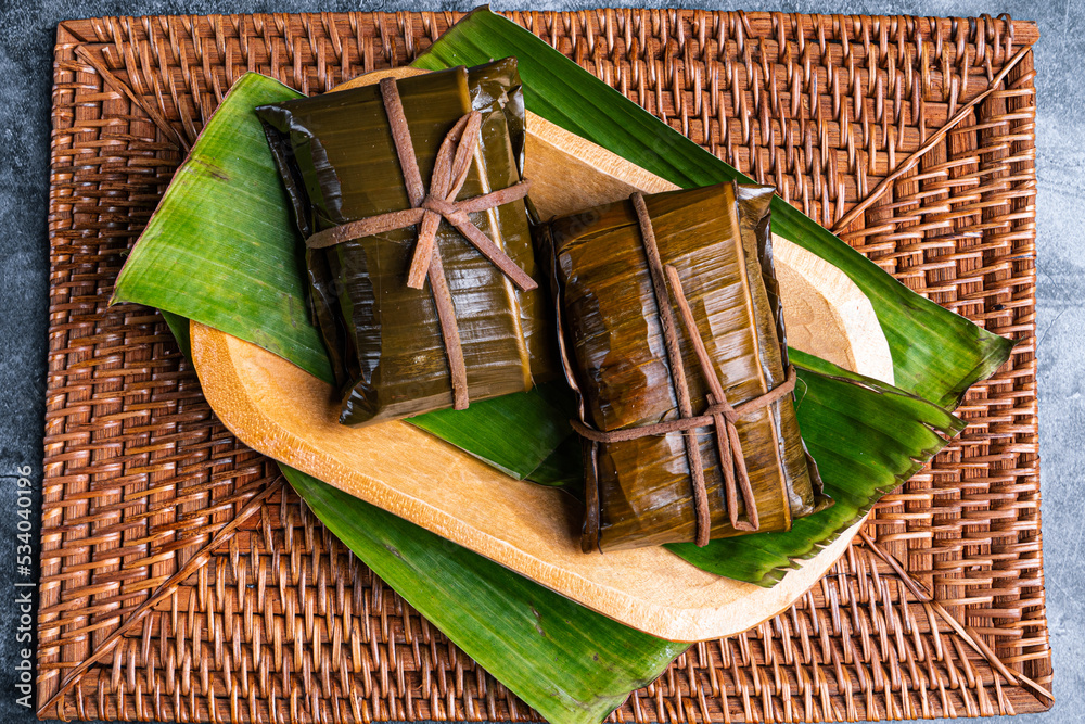 Nacatamales de pollo o cerdo hondureños Stock Photo | Adobe Stock