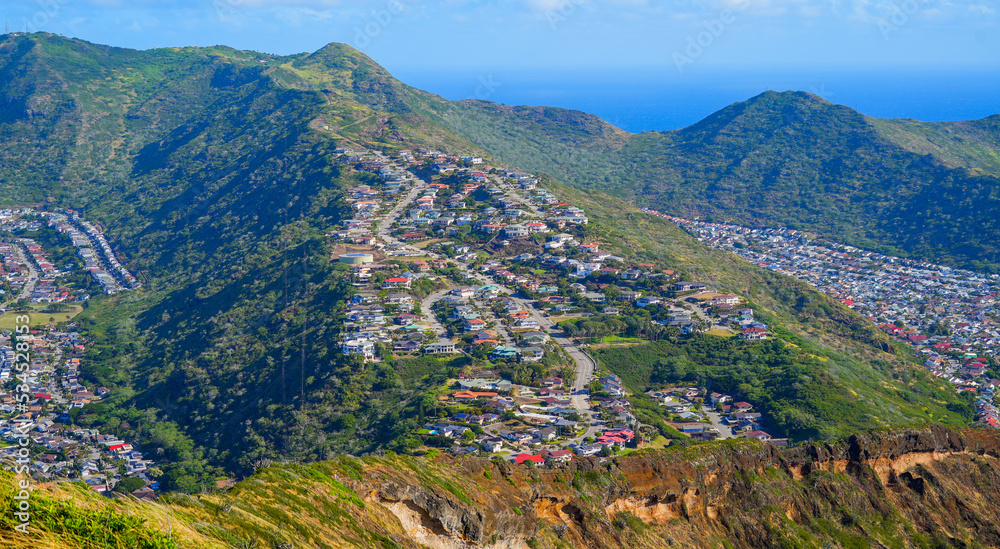 Kamehame Drive residential neighborhood in the east suburbs of Honolulu ...