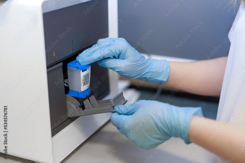 A Cartridge Based Nucleic Acid Amplification Test For Rapid