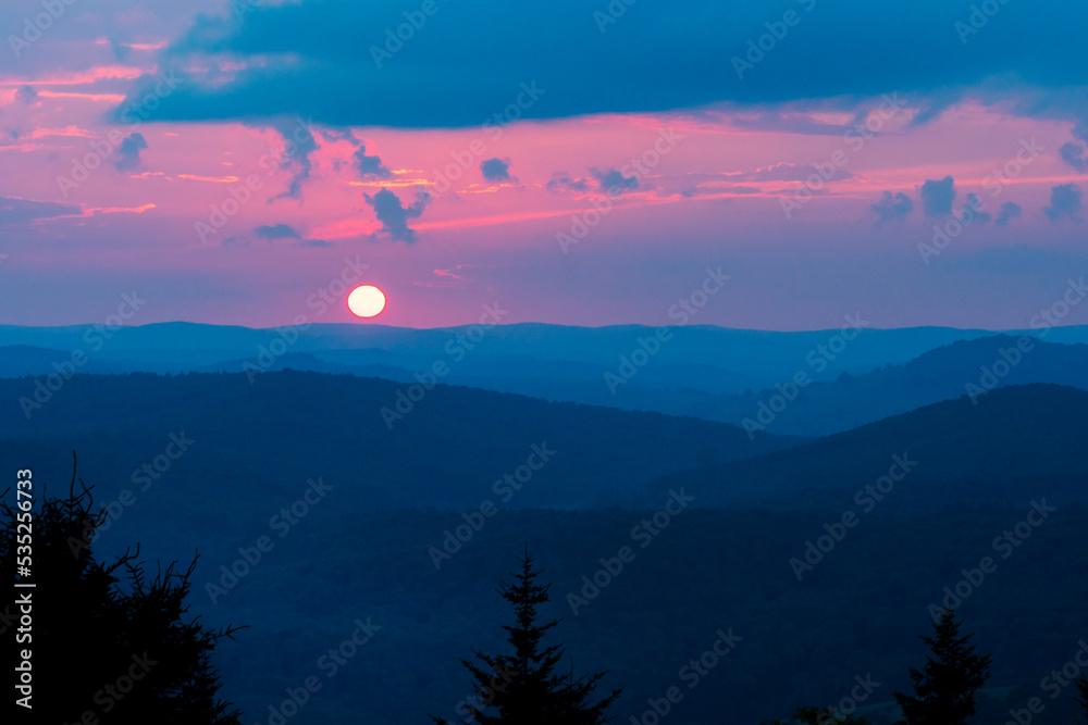 glowing red atomic sun uv rays being bent and distorted as they travel ...