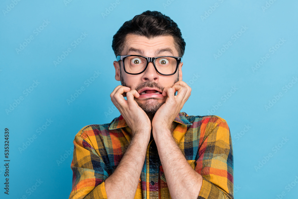 Photo of impressed handsome terrified guy dressed eyeglasses checkered ...