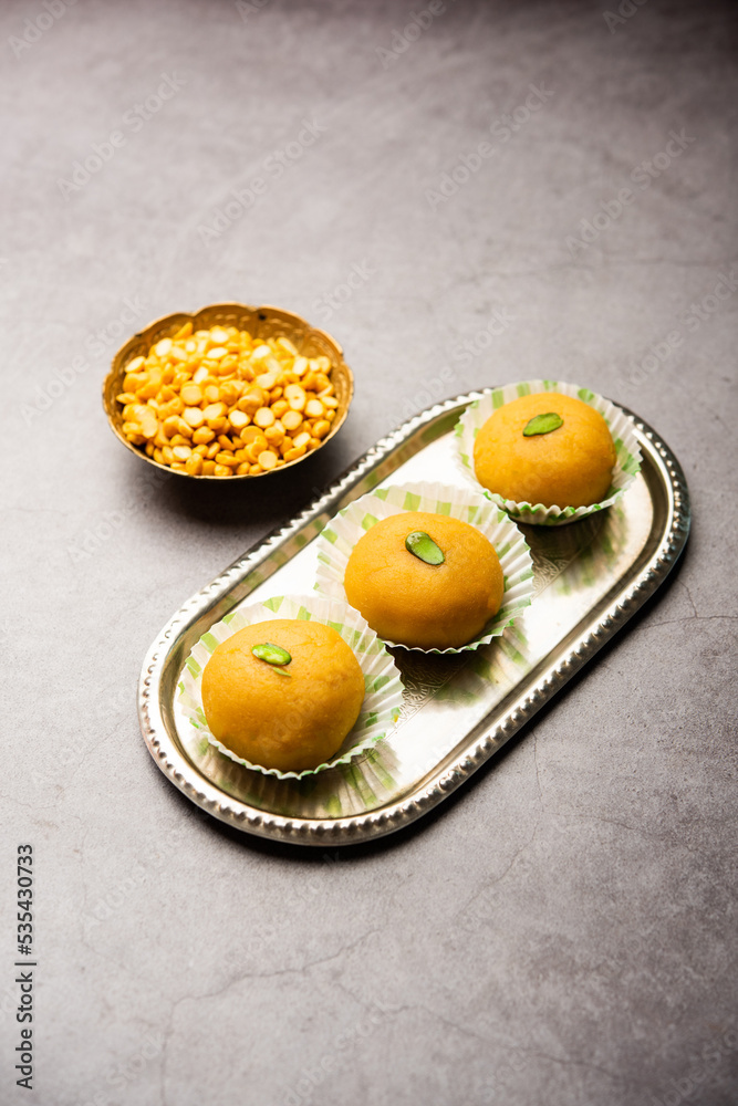 Besan Peda,pedha, pera. Popular Indian mithai prepared using gram flour ...