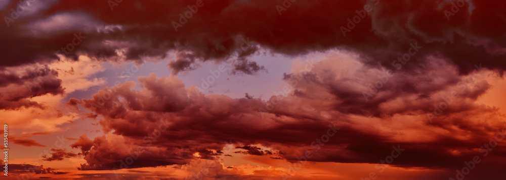 Fiery red dramatic sky. Fire, war, explosion, catastrophe, flame ...