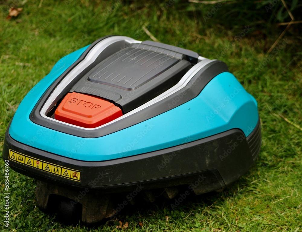 Poster Robotic lawn mower, a modern marvel of efficiency – Wall Art ...