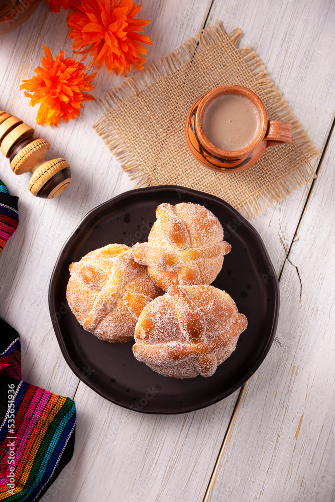Pan de Muerto. Typical Mexican sweet bread that is consumed in the ...