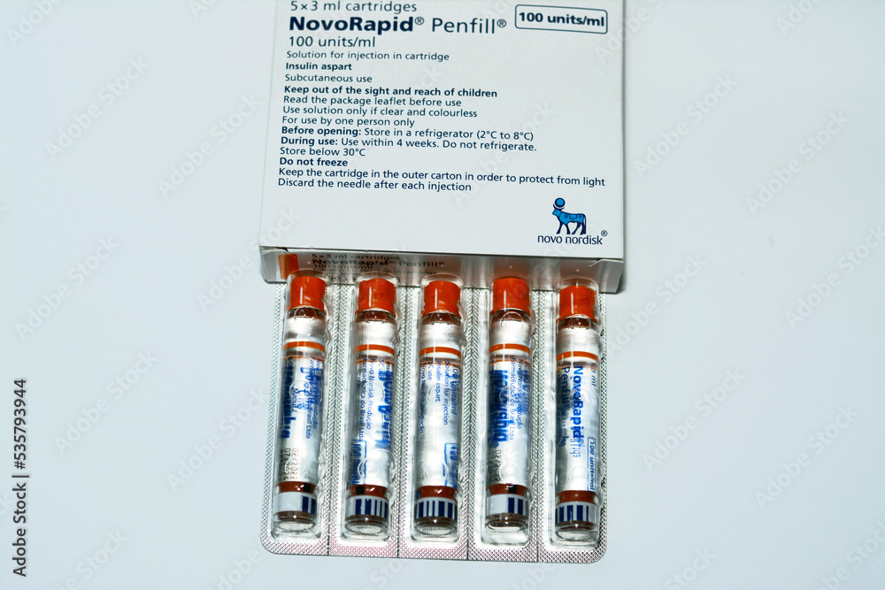 Fotka „Cairo, Egypt, October 4 2022: NovoRapid 100 units ml solution ...