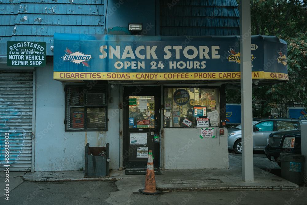 Vintage Sunoco gas station sign on Atlantic Avenue in Crown Heights ...
