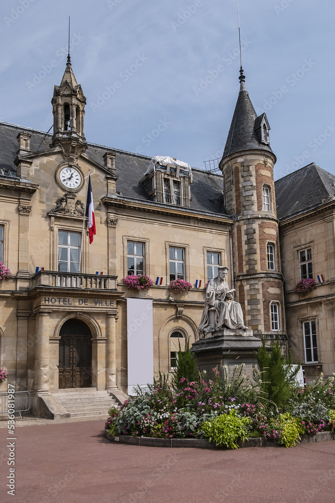 Famous historical Melun Town Hall (Hotel de Ville, 1846 - 1848). Town ...