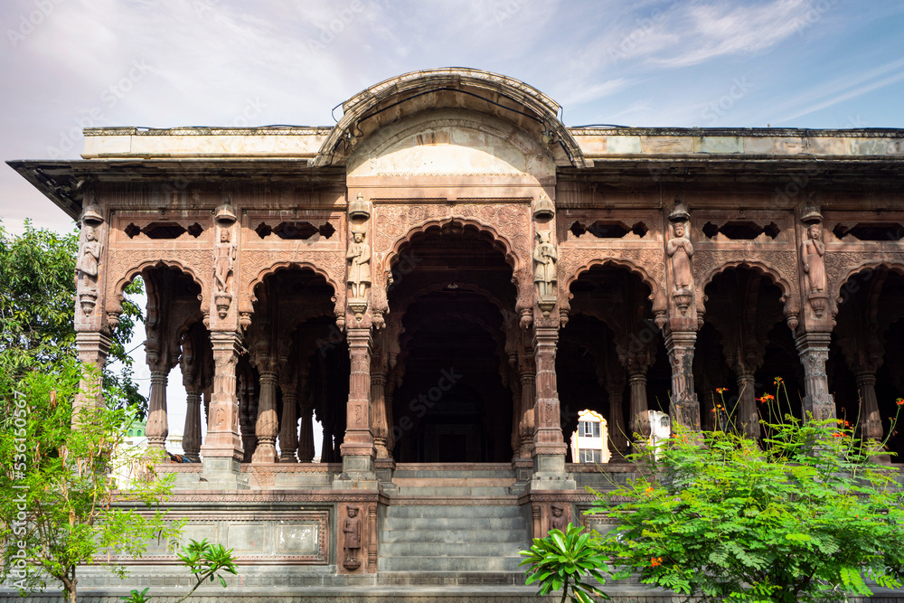 Pillars & Arches of Krishnapura Chhatri, Indore, Madhya Pradesh. Indian ...