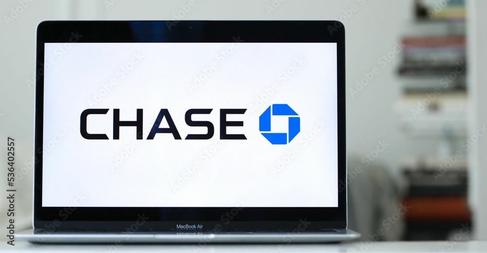Logo of Chase bank displayed on the screen of a laptop Stock Photo ...