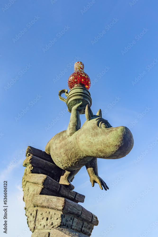 Moomin holding a lamp (mummy troll) sculpture from classic children's ...