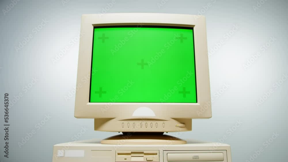 Vidéo Stock Retro pc with chroma key green screen, Old computer studio ...