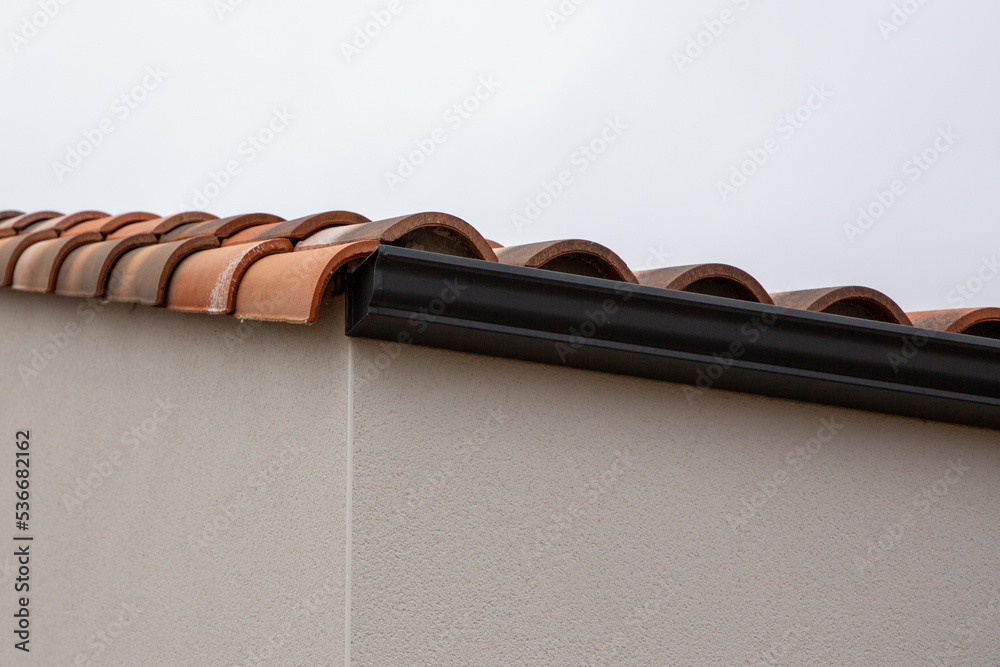 Corner of the new modern house with roof gutter on facade home Stock ...