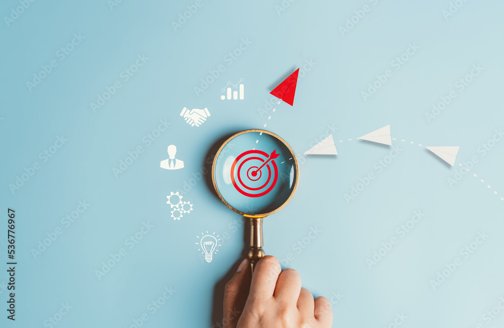 Paper plane employee to Magnifying glass focus to target business for ...