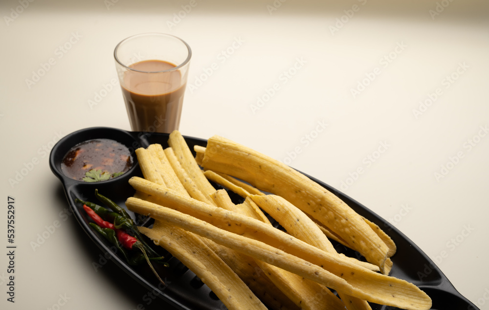 fafda Gathiya (fafda jalebi) is a very popular Gujarati snack, common ...