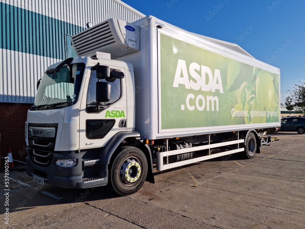 Foto de St Helens Merseyside UK 10 13 22Front corner view of a DAF 260 ...