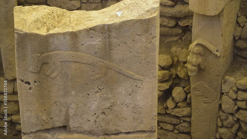 Ancient Archeology Art, Carved Stone Pillar at Göbekli Tepe Neolithic ...