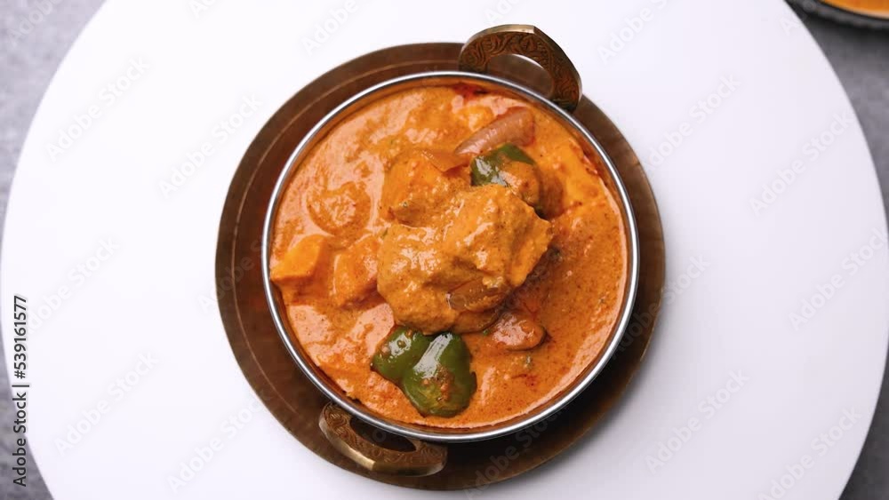 Kadai Paneer is a spicy, flavourful and delicious gravy dish made with ...