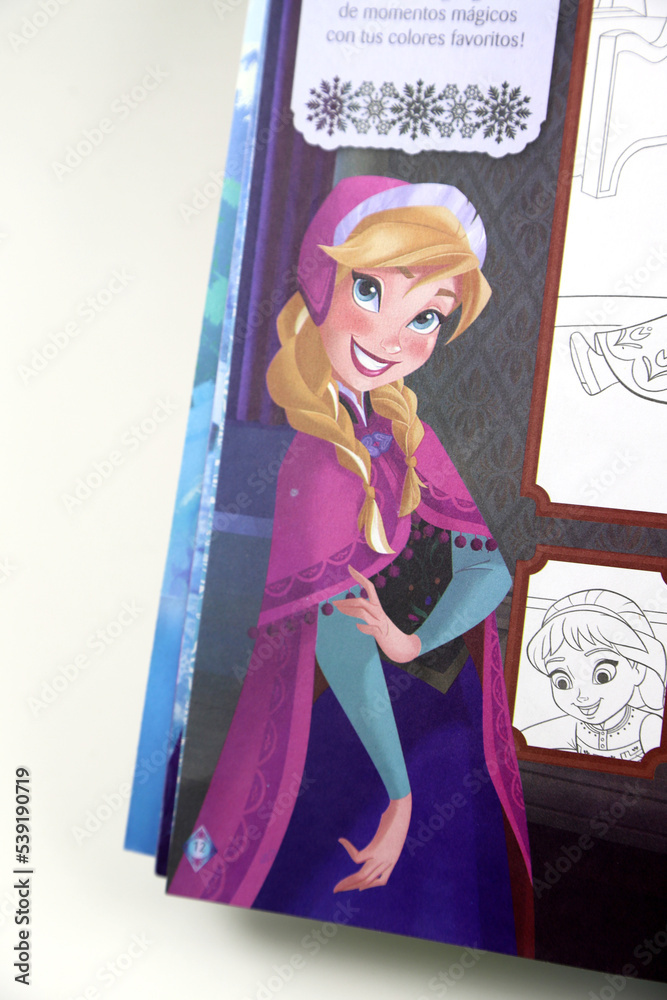 Anna. Magazine cover with the characters of the movie Frozen: a frozen ...