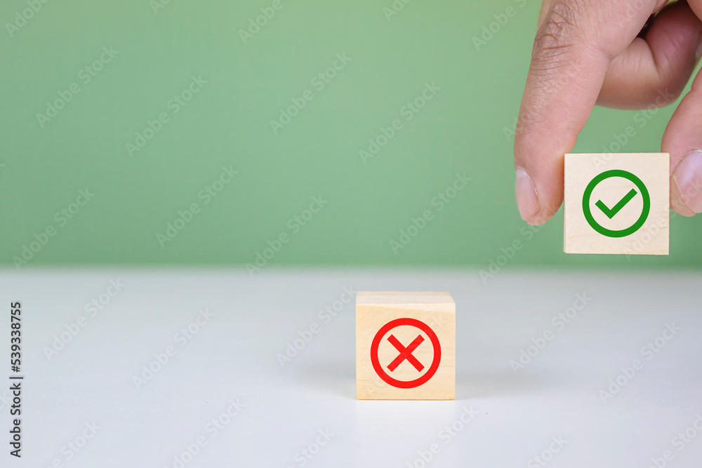 The hand chooses the correct answer, option change, transformation and ...