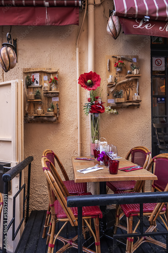 “Le chaperon rouge” is a charming restaurant with its hundreds of ...
