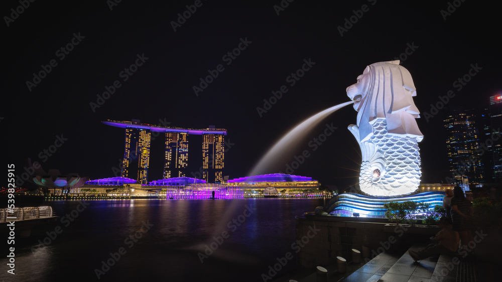 Merlion Part, Singapore - October 8, 2022: Marina bay view at night ...