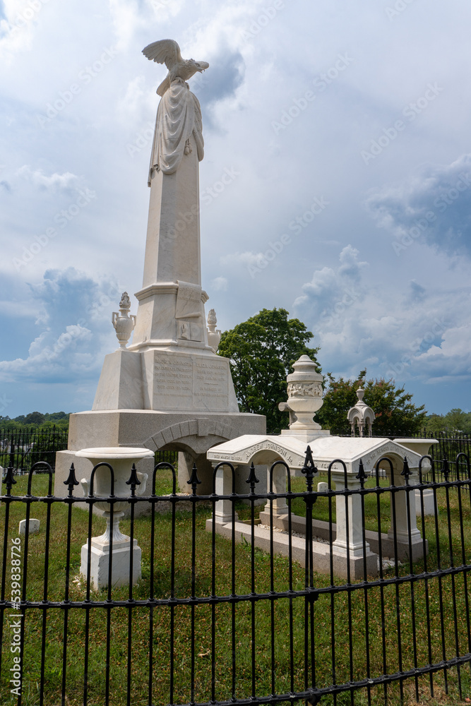 Andrew Johnson National Cemetery in Greeneville, Tennessee. Monument ...