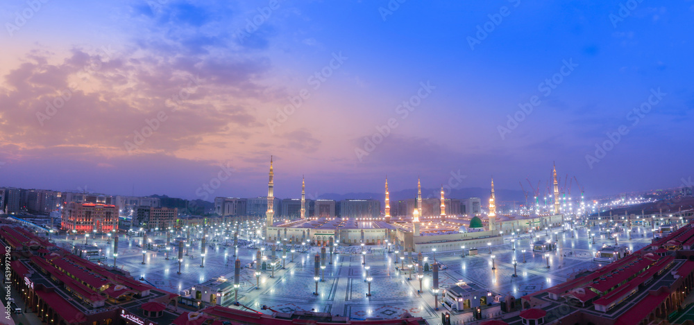 Al-Masjid an-Nabawi at Maghrib Prayer Stock Photo | Adobe Stock