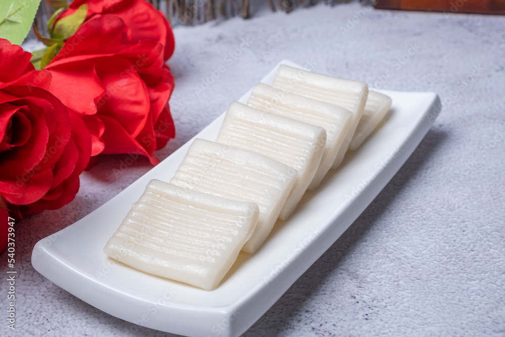 Korean traditional food pounded rice cake ( jeolpyeon ) Stock Photo ...