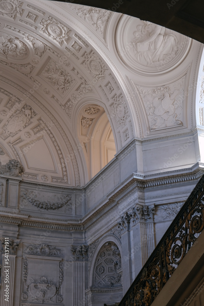 Breathtaking architecture details of panoramic dome columns scenic ...