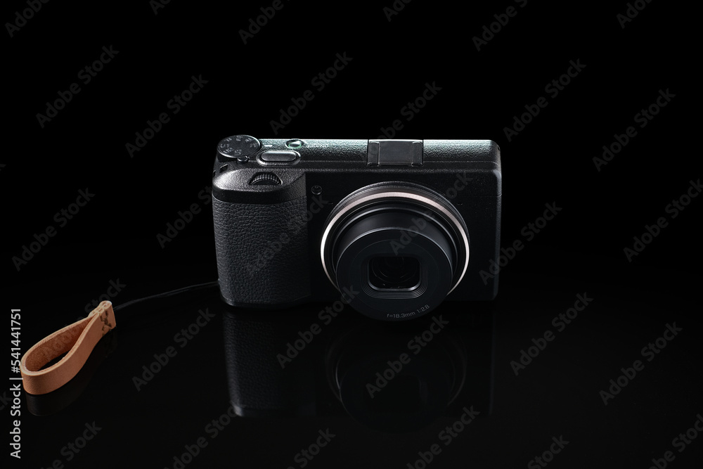 The Snapshooter（コンパクトカメラ） Stock-Foto | Adobe Stock