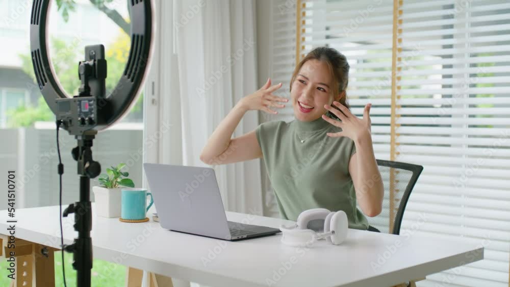 Beauty blogger Gen Z talk chat waving hand greeting to IG reel ...