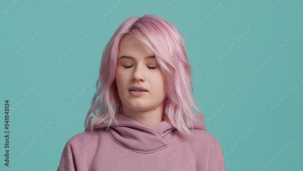 Vídeo do Stock: Bored face expression of neglect hipster student young ...