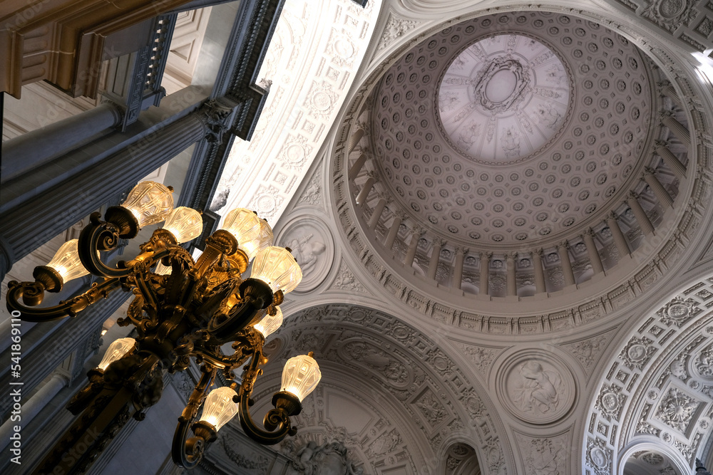 Breathtaking architecture details of panoramic dome columns scenic ...