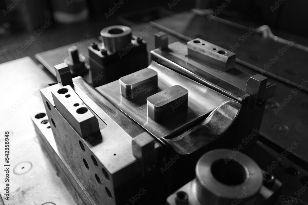 Sheet Metal Stamping Tool Die for Automotive Precision Parts on The Numerical Control Milling ...