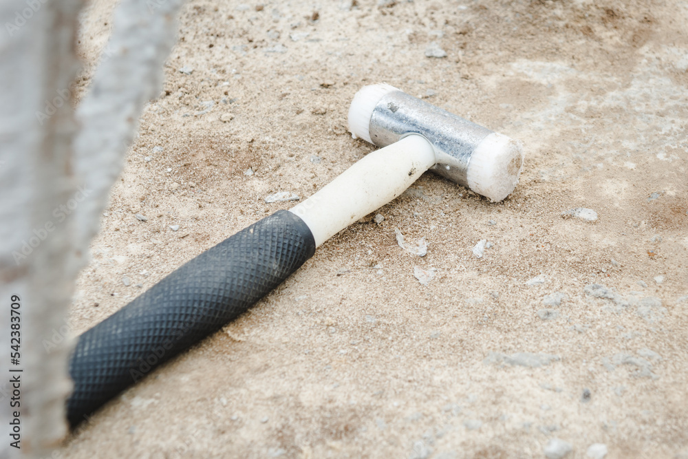 Fotka „Construction works. Seismic test on concrete pile. Engineer ...