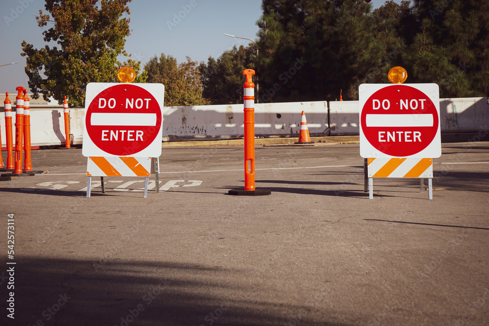 Road construction with safety cones and do not enter sign Stock Photo ...