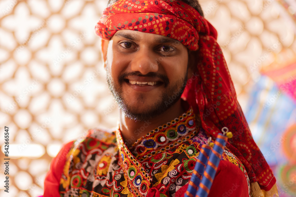 Close-up portrait of Gujrati man with traditional outfit Stock Photo ...