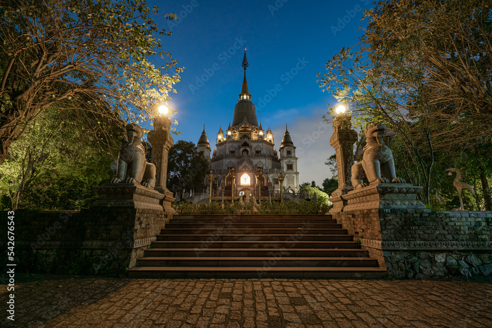 Buu Long pagoda has the unique combination of architectural style of ...