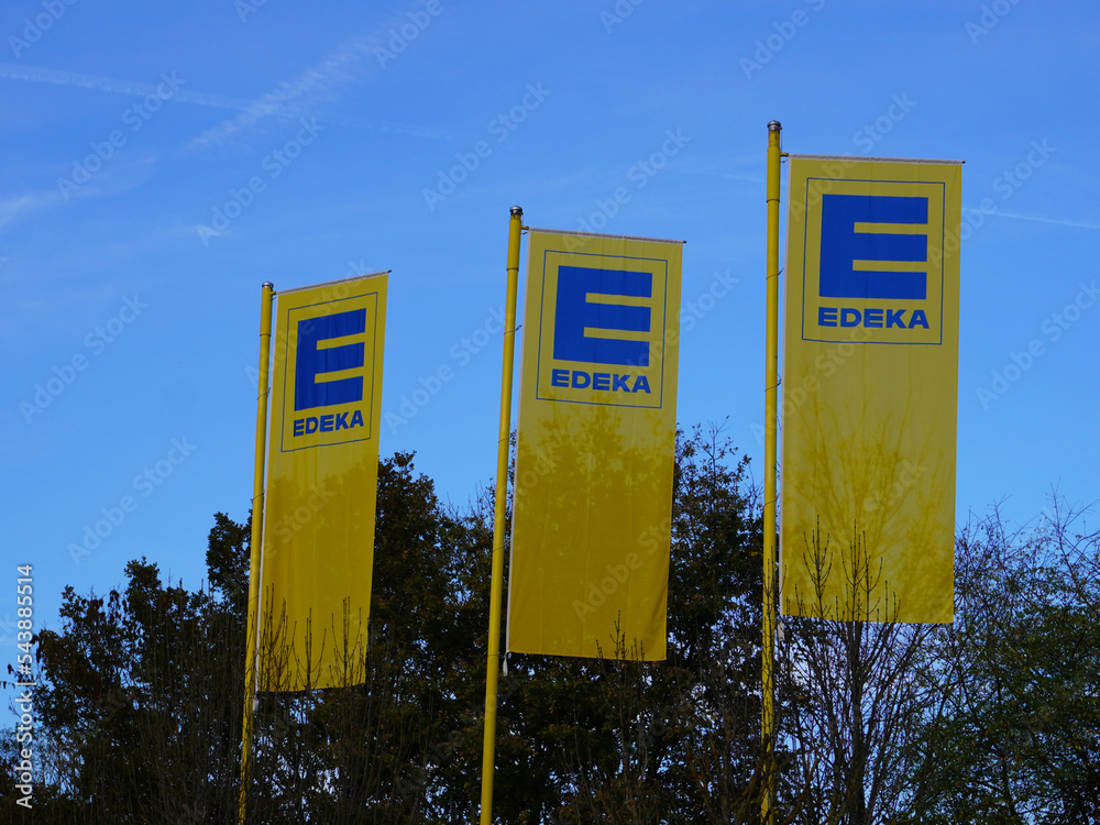 Fahnen mit dem Edeka Logo Stock Photo | Adobe Stock