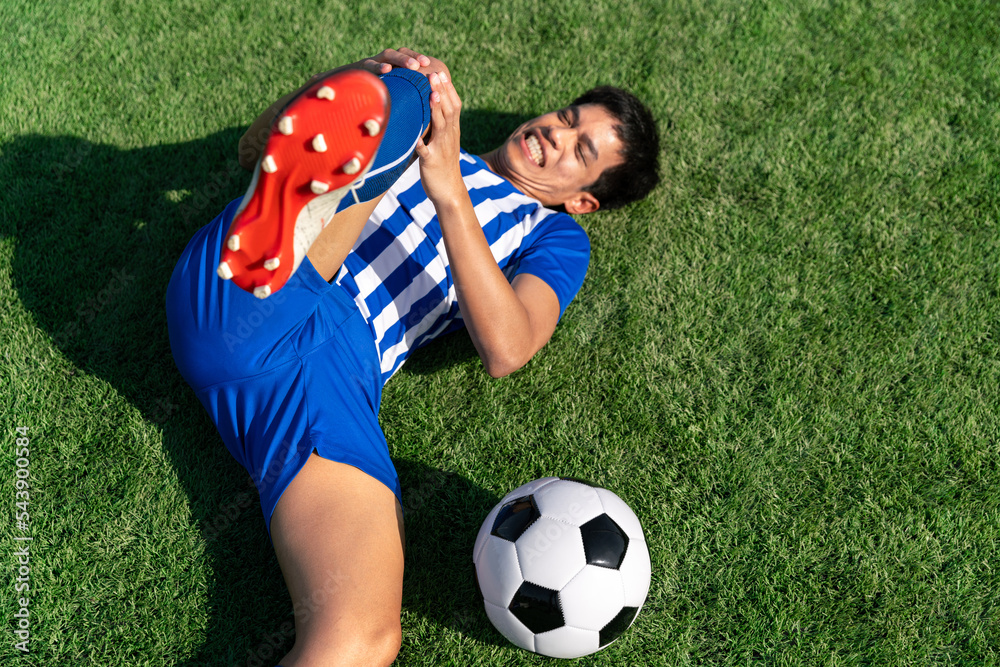 football soccer player accident knee injury sport treatment on champion ...
