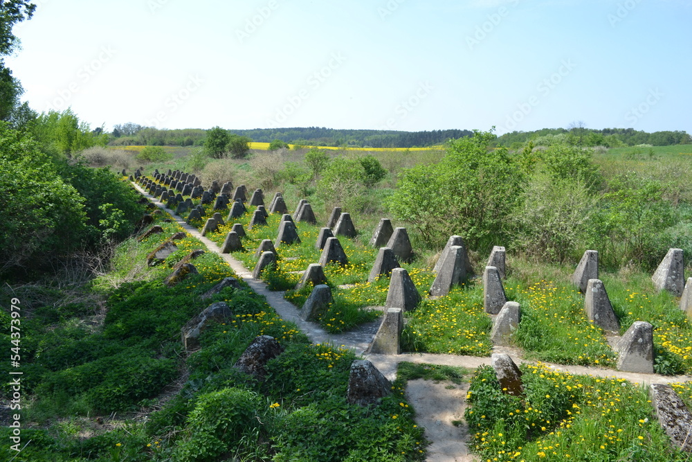 Foto Stock dragon teeth, artillery barrage, bunker, combat state ...