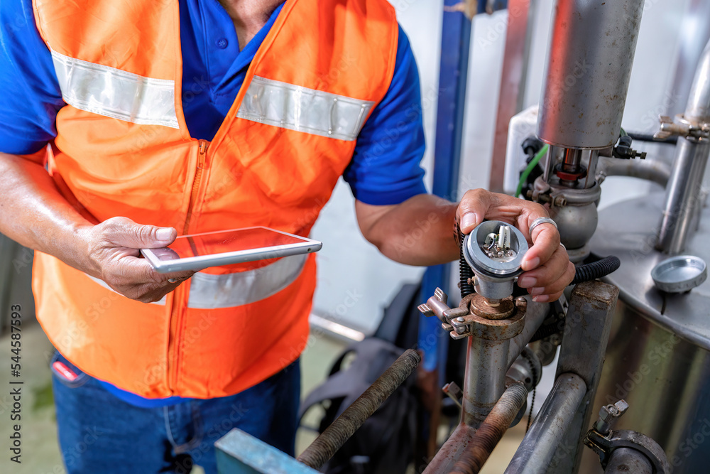 Electrical engineer inspection thermocouple and commissioning during ...