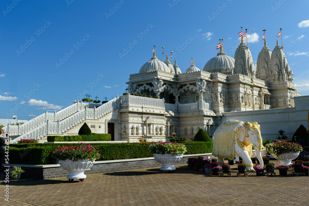BAPS Shri Swaminarayan Mandir, London Stock Photo | Adobe Stock