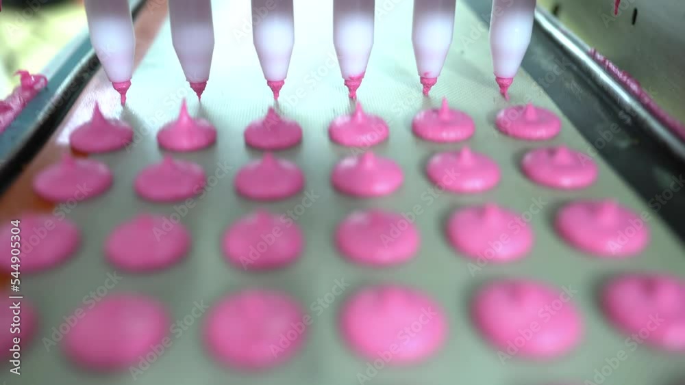 Making Multiple Macarons and pink colored macarons from Pink Macaron ...