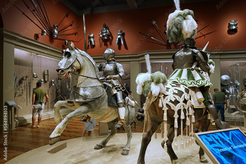 The medieval section of the Art Institute of Chicago displays mannikins ...