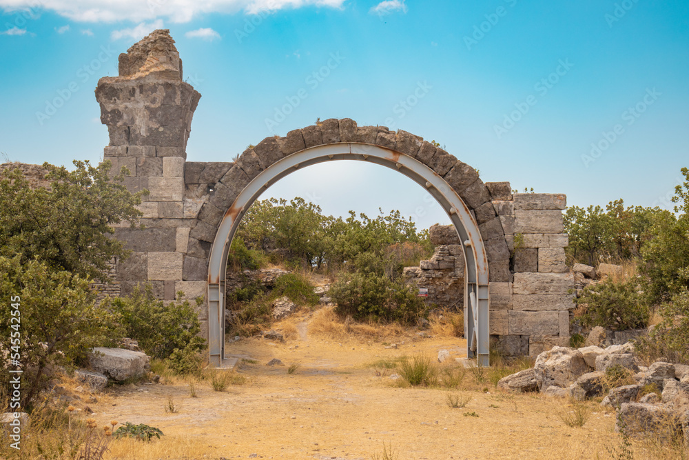 Ancient city view and ruins of Alexandria Troas in Çanakkale province ...